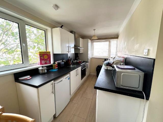 Milverton House, Southsea 4 bed flat to rent £2,200 pcm £508 pw