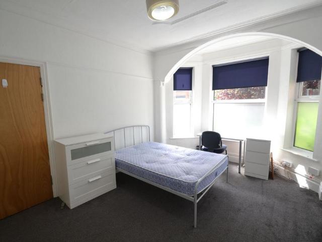 Milverton Road, Manchester M14 2 bed house share to rent £1,404 pcm £324 pw