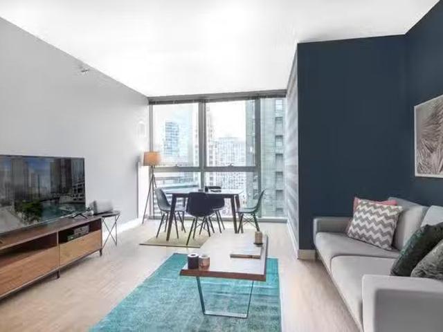 Mila, 201 N Garland Ct, The Loop 1 Bedroom 1 Bath