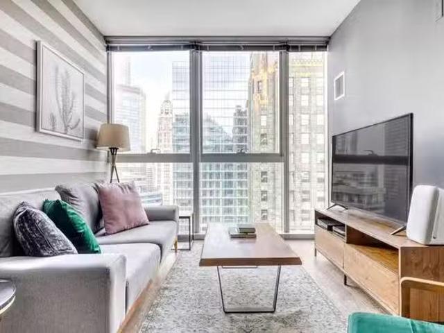 Mila, 201 N Garland Ct, The Loop 1 Bedroom 1 Bath