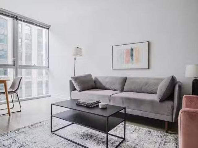 Mila, 201 North Garland Court, The Loop 1 Bedroom 1 Bath