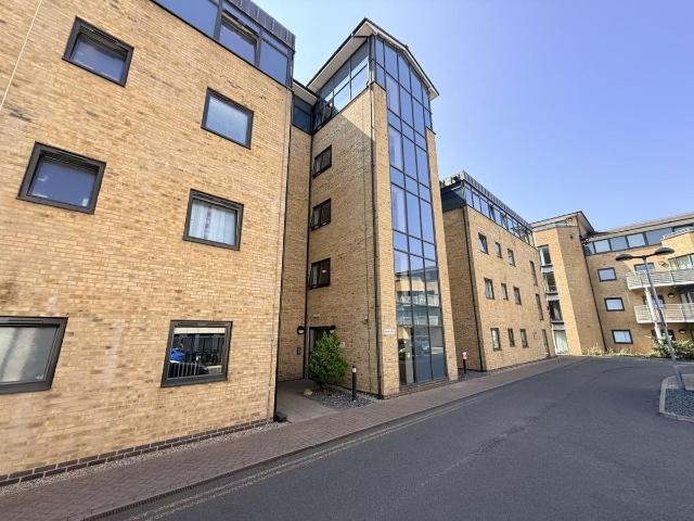 Milan House, Eboracum Way, York YO31, 1 bed flat to rent, £1,250 pcm | PrimeLocation