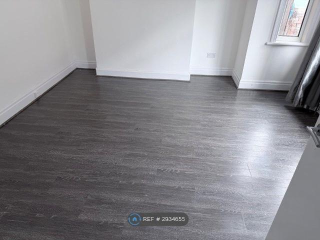 Milan St, Leeds LS8, 3 bed terraced house to rent, £1,300 pcm | PrimeLocation