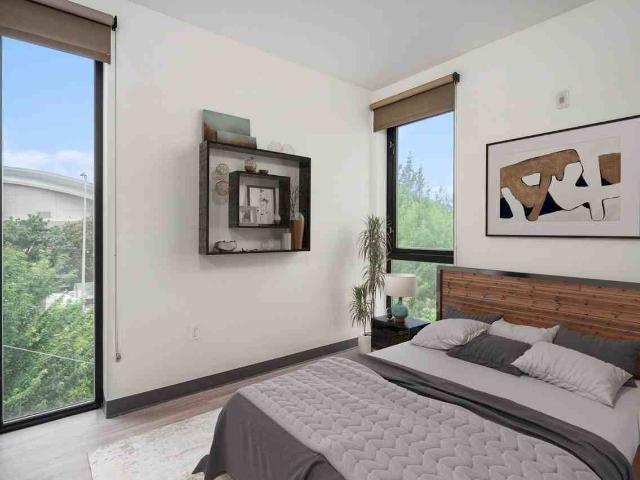 Milano Studio Apartment for Rent at 105 Ne Multnomah St, Portland, OR 97232 Lloyd District