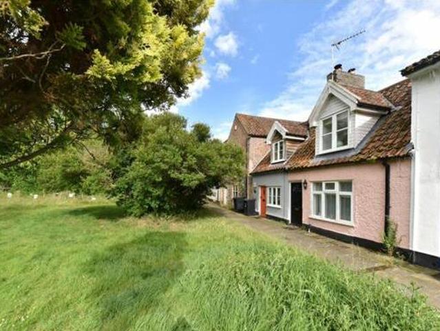 Mildenhall, Churchyard, Bury St. Edmunds, 1 Bedroom Terraced