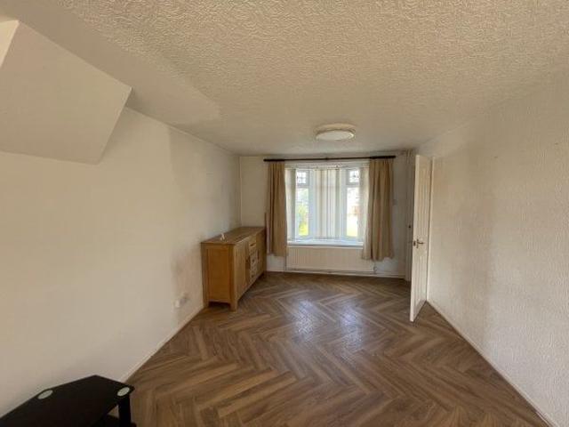 Mildenhall Crescent, Nottingham, Property for rent
