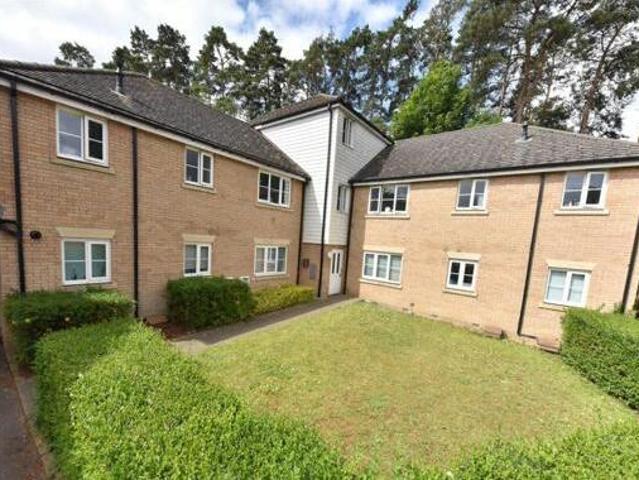 Mildenhall, Yew Tree Close, Bury St. Edmunds, 1 Bedroom Apartment