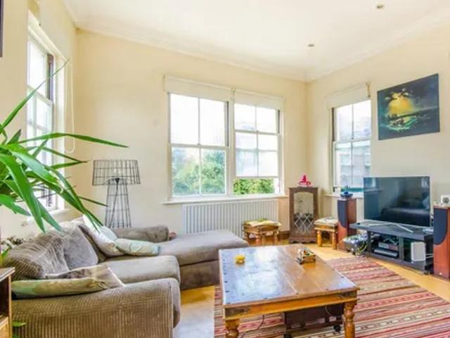 Mildmay Park, London, N1 4NB, United Kingdom | 3 bed apartment for rent #139268232 | Rentberry