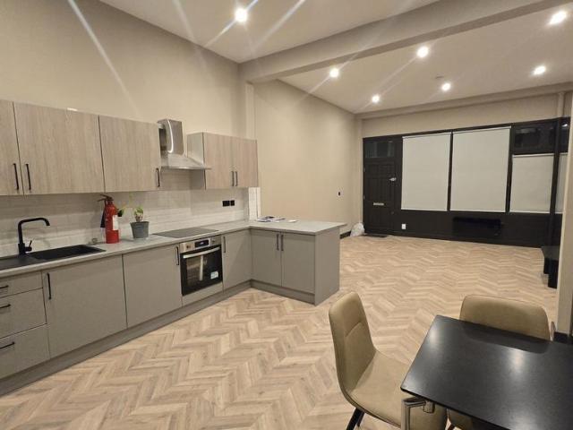 Mildmay Park, Newington Green, N1 2 bed duplex to rent £3,450 pcm £796 pw