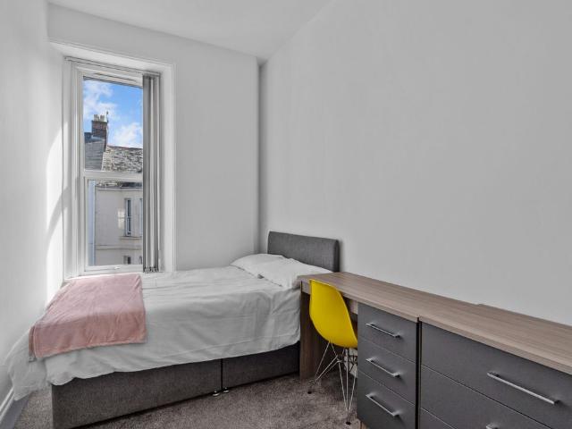 Mildmay Street, Plymouth PL4, Room to rent, £495 pcm | PrimeLocation