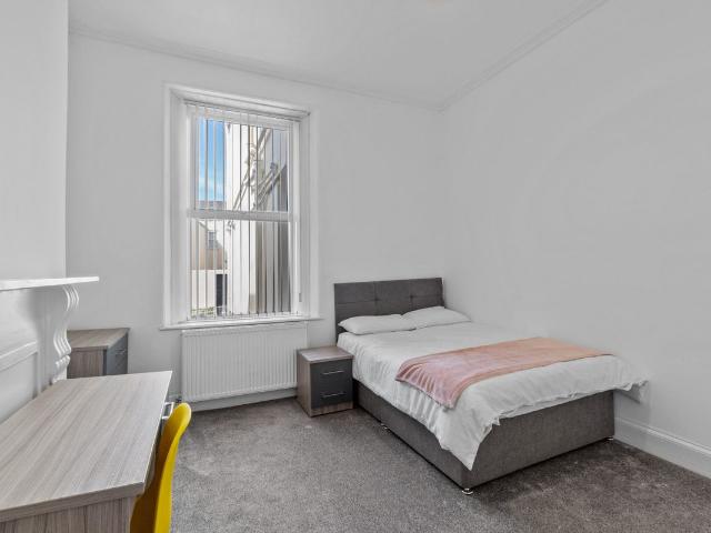 Mildmay Street, Plymouth PL4, Room to rent, £540 pcm | PrimeLocation