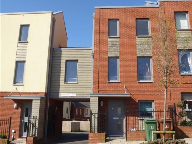 Mildren Way, Plymouth PL1, 4 bed town house to rent, £1,450 pcm | PrimeLocation