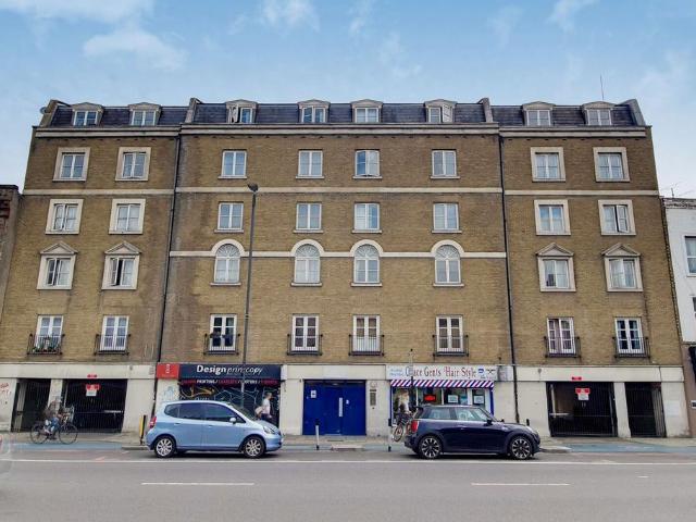 Mile End Road, E1, Whitechapel. 1 bed flat to rent £1,850 pcm £427 pw