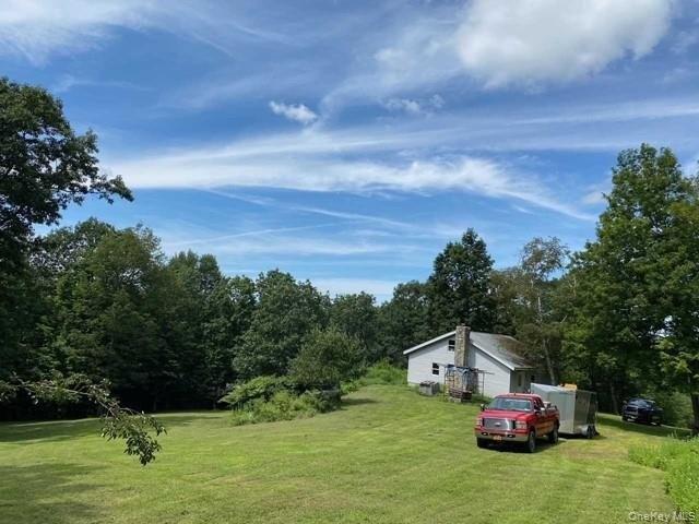 Mile High Rd, Elizaville, NY 12523