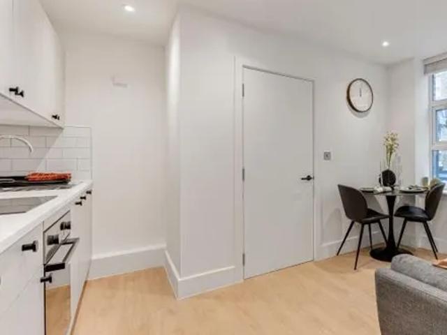 Miles Buildings, 96 130 Penfold Place, London, NW1 6RT, United Kingdom | 1 bed apartment for rent #140398747 | Rentberry