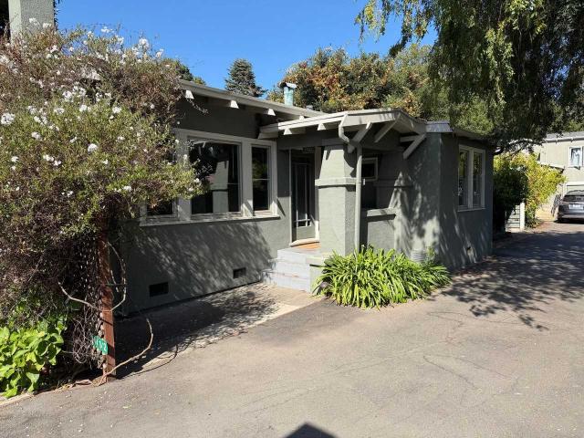 Miles Complex 2 Bedroom Apartment for Rent at 5341 Miles Ave, Oakland, CA 94618 Shafter