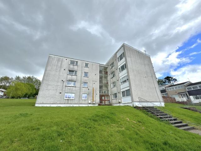 Milford, South Lanarkshire, East Kilbride G75, 2 bed flat to rent, £725 pcm | PrimeLocation
