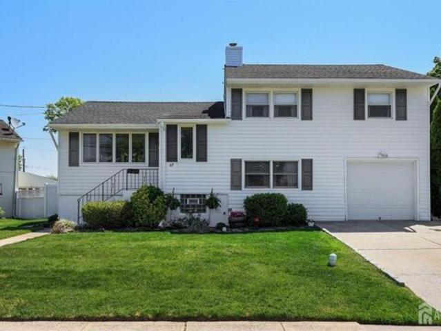 Miliken Rd, Colonia, Home For Sale