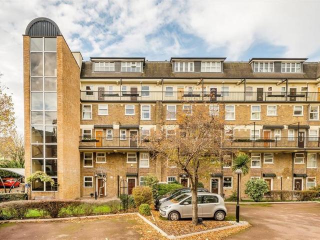 Milk Yard, London E1W 2 bed flat to rent £2,450 pcm £565 pw