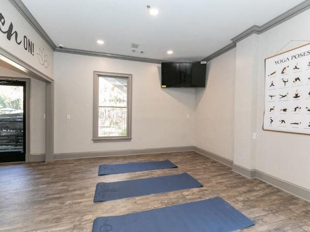 Mill at Chastain 3 Bedroom Apartment for Rent at 3350 George Busbee Pkwy Nw, Kennesaw, GA 30144