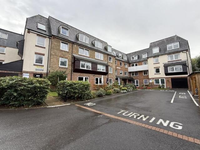 Mill Bay Lane, Horsham RH12, 1 bed property to rent, £1,300 pcm | PrimeLocation