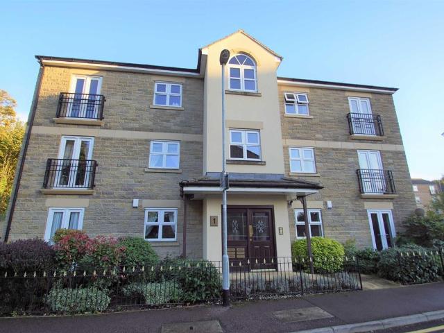 Mill Beck Close, Farsley, Pudsey LS28, 2 bed flat to rent, £950 pcm | PrimeLocation