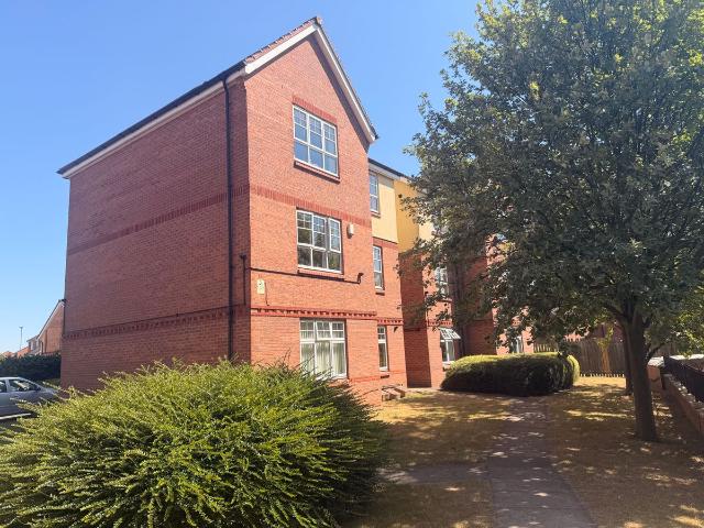 Mill Chase Road, Wakefield WF2, 2 bed flat to rent, £800 pcm | PrimeLocation