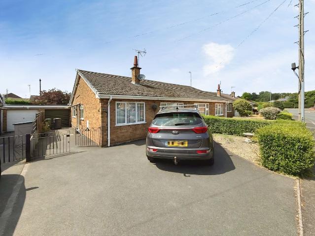 Mill Close, Stourport On Severn DY13, 2 bed bungalow to rent, £1,100 pcm | PrimeLocation
