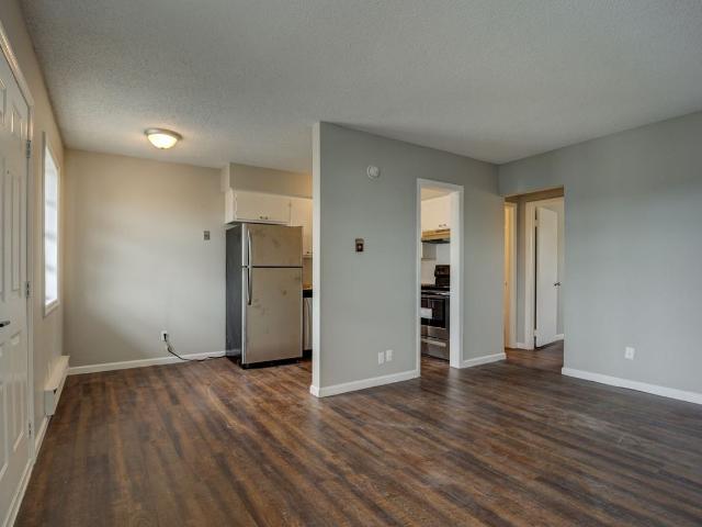 Mill Creek: 1 & 2 Bedroom Apartments with Pool & Clubhouse 2 Bedroom Apartment for Rent at 5401 Jenny Lind Rd, Fort Smith, AR 72901 Mill Creek