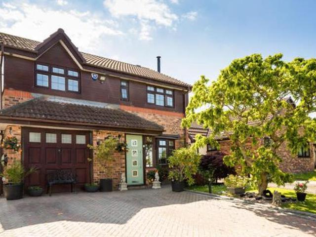 Mill Croft, Oakenholt, 4 Bedroom Detached