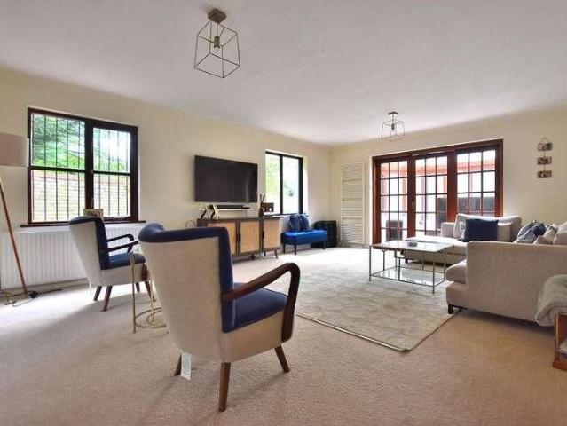 Mill Field, Barnston, Dunmow, CM6