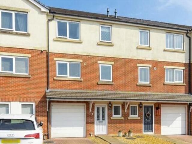 Mill Gardens, Great Harwood, 3 Bedroom Town