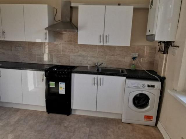 Mill Hey, Haworth, Keighley BD22, 2 bed flat to rent, £650 pcm | PrimeLocation