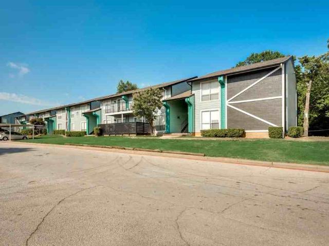Mill House Apartments 1 Bedroom Apartment for Rent at 4302 Woodhollow Dr, Dallas, TX 75237 Redbird