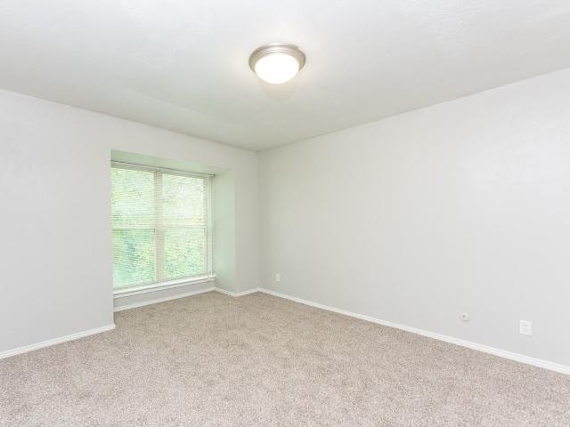 Mill House Apartments 1 Bedroom Apartment for Rent at 4302 Woodhollow Dr, Dallas, TX 75237 Redbird