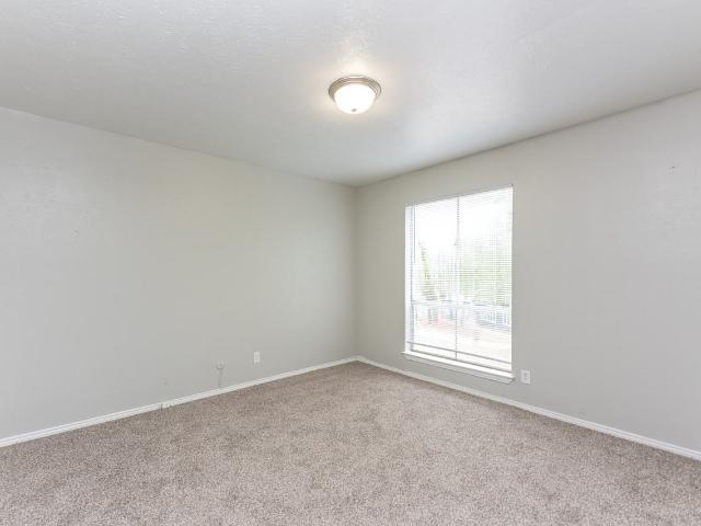 Mill House Apartments 2 Bedroom Apartment for Rent at 4302 Woodhollow Dr, Dallas, TX 75237 Redbird