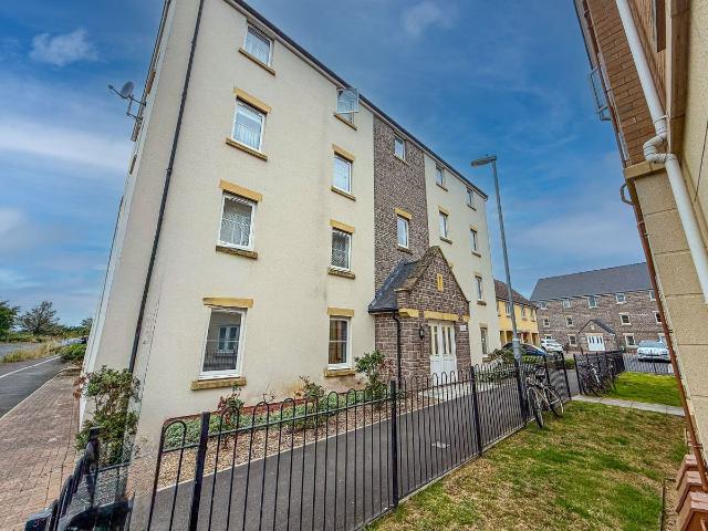 Mill House Road, Norton Fitzwarren TA2, 2 bed flat to rent, £1,050 pcm | PrimeLocation