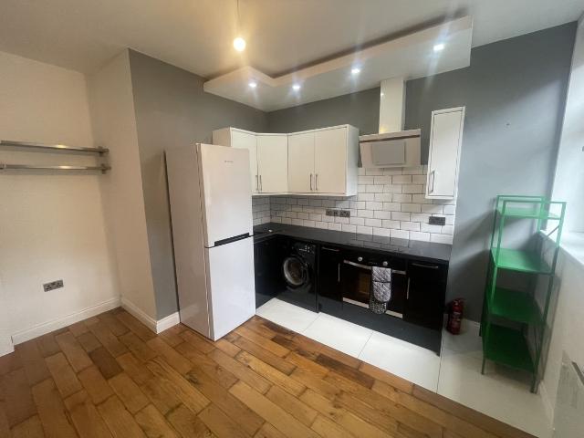 Mill House, Windmill Place, Southall UB2, 1 bed flat to rent, £1,345 pcm | PrimeLocation