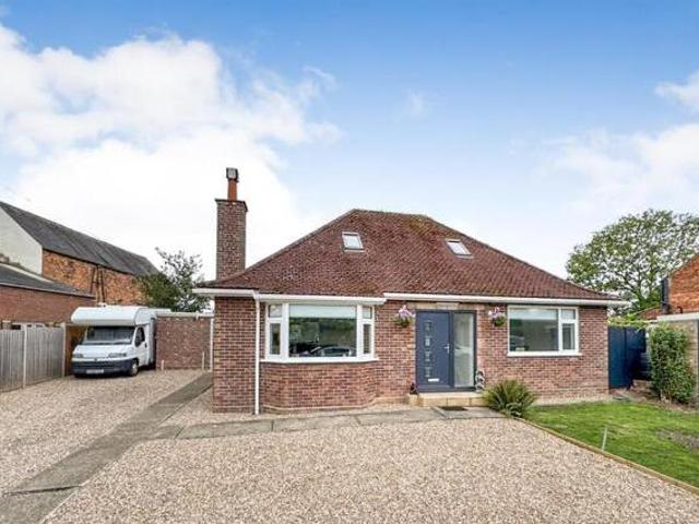Mill Lane, Caldecott, 4 Bedroom Detached