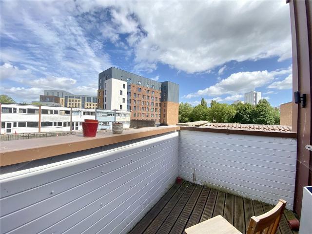 Mill Lane, Bedminster, Bristol BS3, 3 bed flat to rent, £2,300 pcm | PrimeLocation