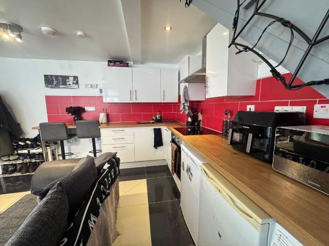 Mill Lane, Bedminster BS3, 1 bed detached house to rent, £1,200 pcm | PrimeLocation