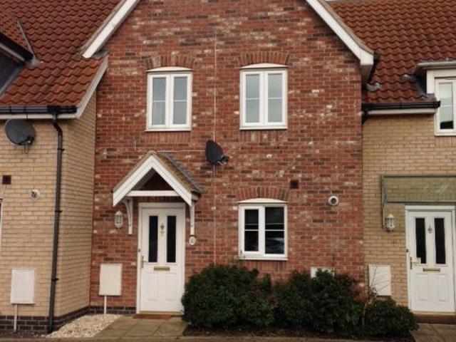 Mill Lane, Bradwell NR31, 2 bed terraced house to rent, £950 pcm | PrimeLocation