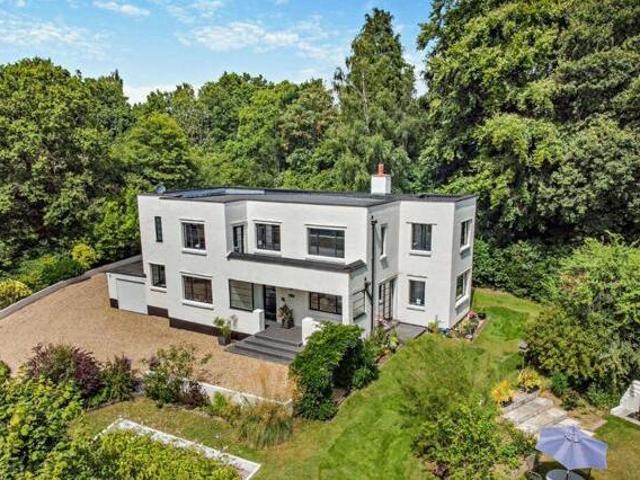 Mill Lane, Headley, 4 Bedroom Detached