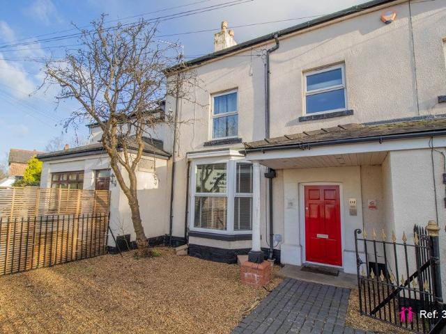 Mill Lane, Lymm WA13, 2 bed flat to rent, £1,150 pcm | PrimeLocation