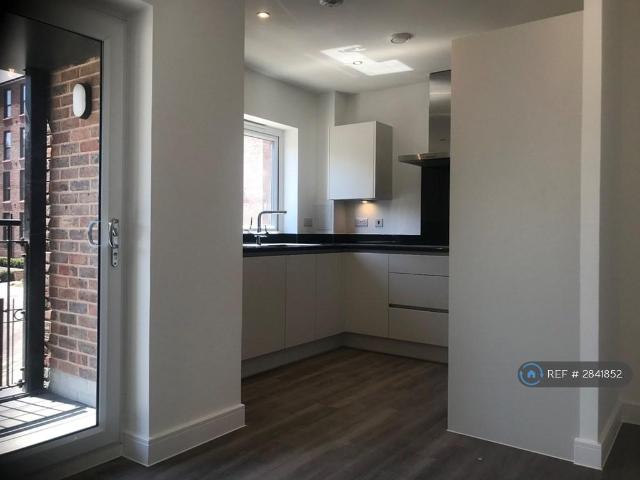 Mill Lane, Maidstone, ME14 2 bed flat to rent £1,600 pcm £369 pw