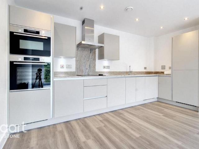 Mill Lane, Maidstone 2 bed apartment to rent £1,650 pcm £381 pw