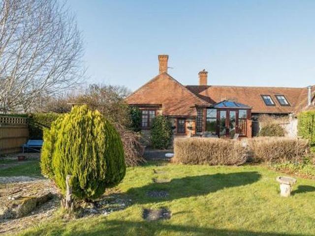 Mill Lane, Stedham, 2 Bedroom Chalet