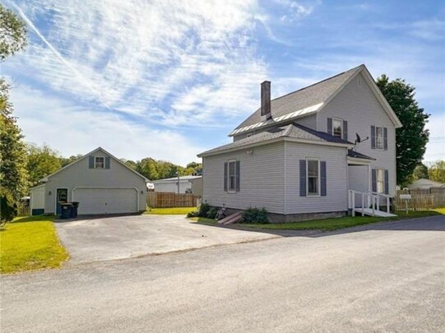 Mill Pl, Sauquoit, Home For Sale