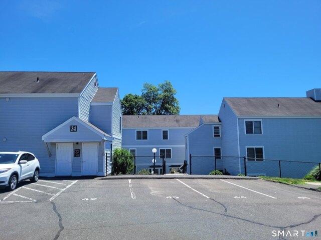 Mill Plain Rd Unit, Danbury, Condo For Sale