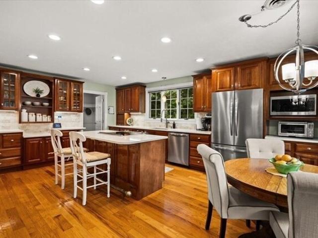 Mill Pond Rd, West Bridgewater, Home For Sale